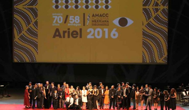 Ganan Las Elegidas en la 58 entrega del Premio Ariel. - La Feria ...