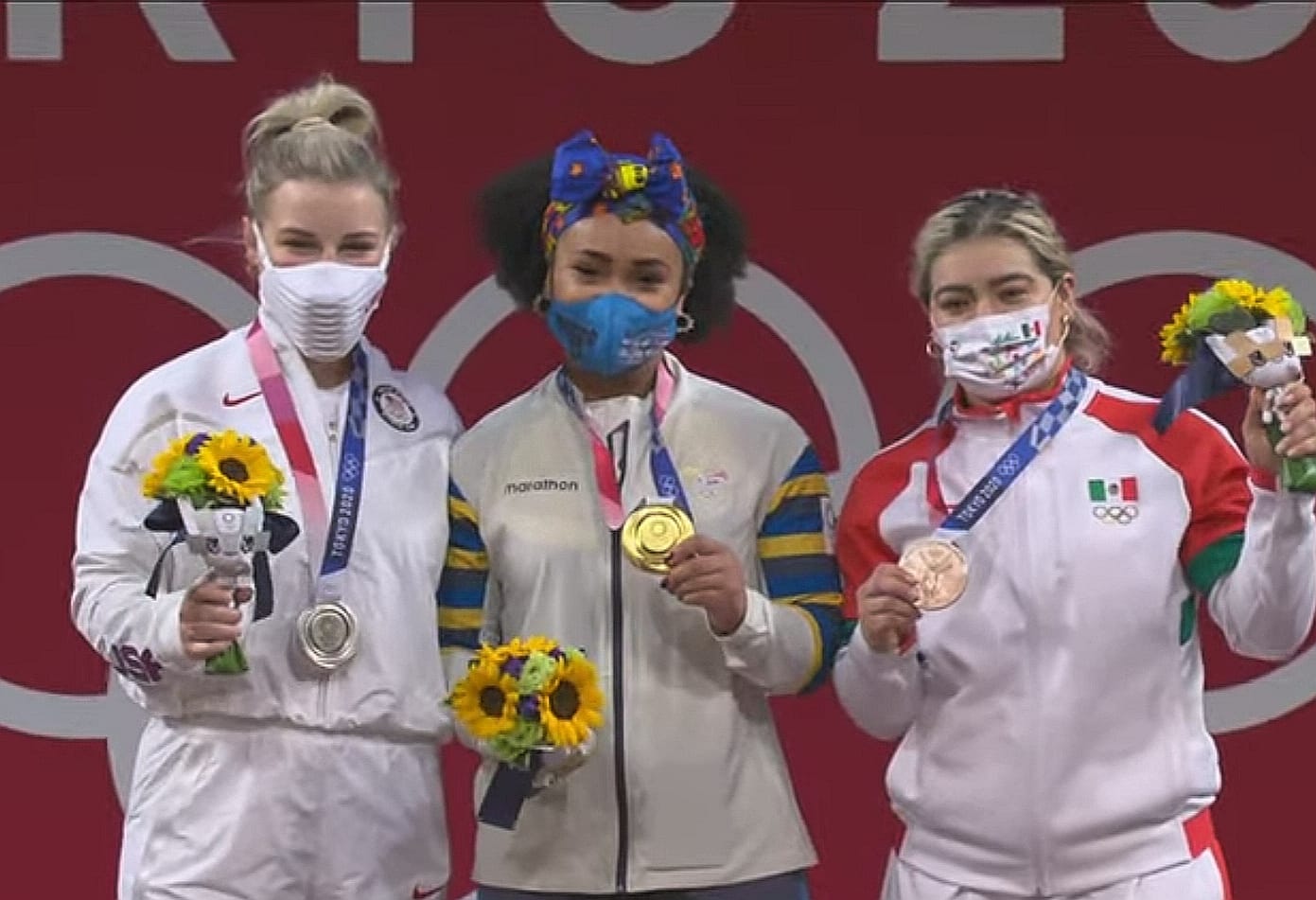 Aremi Fuentes se lleva el bronce en halterofilia - IMER Noticias